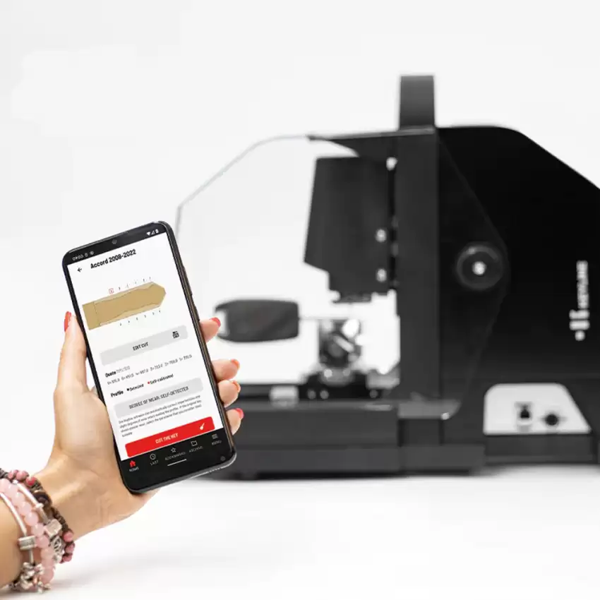 Keyline Messenger Key Cutting Machine Battery Capable Keyline Messenger Key Cutting Machine Battery Capable